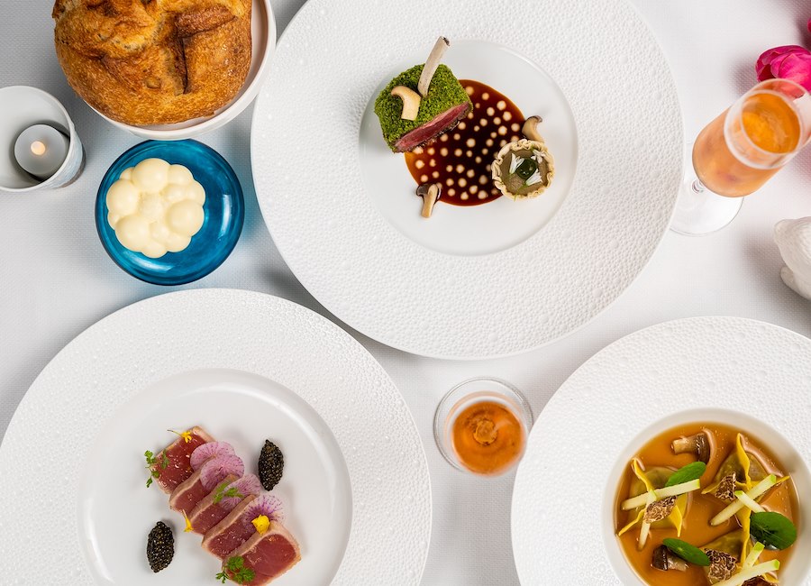 Home [www.naviohalfmoonbay.com]